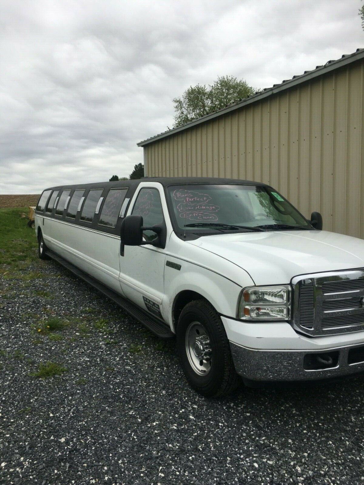 great shape 2005 Ford Excursion limousine for sale