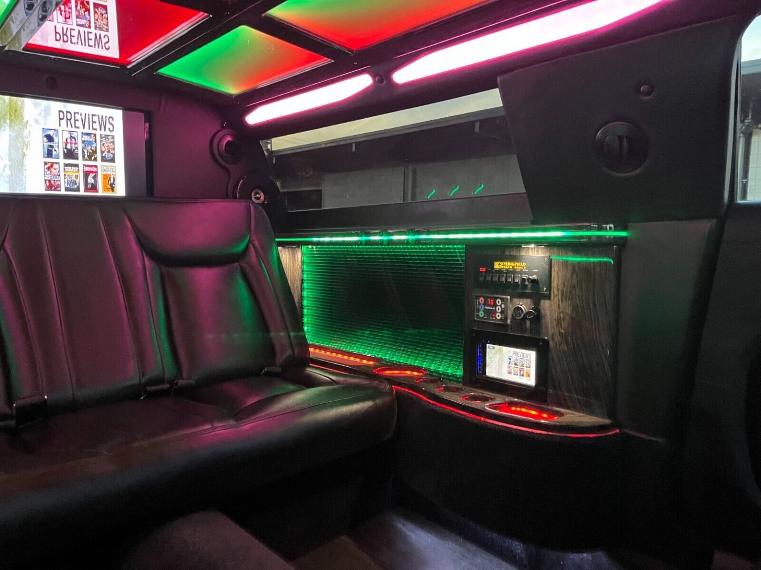 2019 Chrysler 300 Series Custom 70″ Stretch Limousine [true VIP limo ...