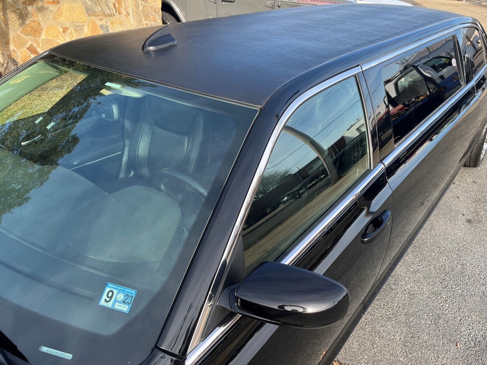 2019 Chrysler 300 Series Custom 70″ Stretch Limousine [true VIP limo ...