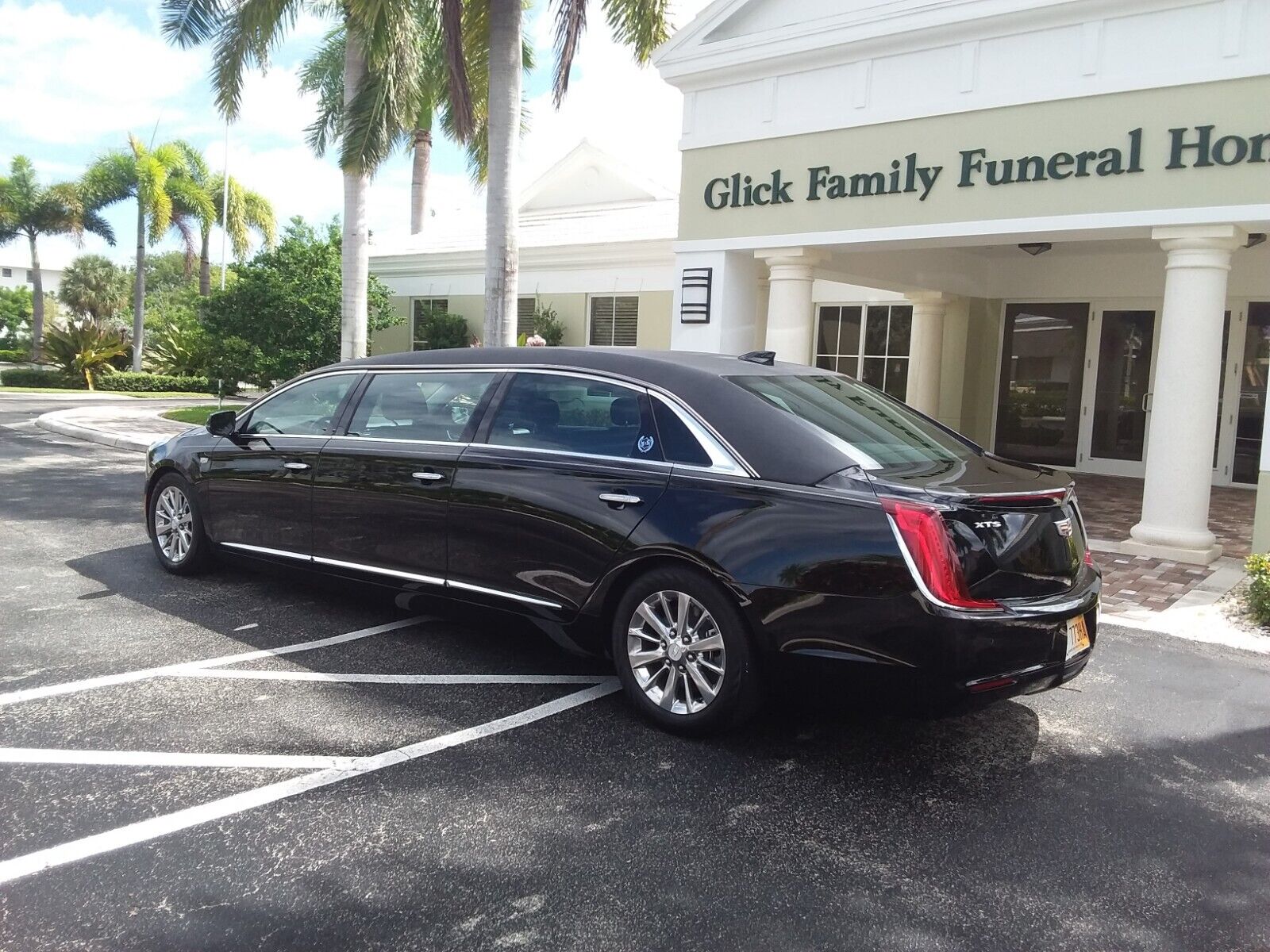 2018 Cadillac Sayers & Scovill limousine [brilliant shape] for sale
