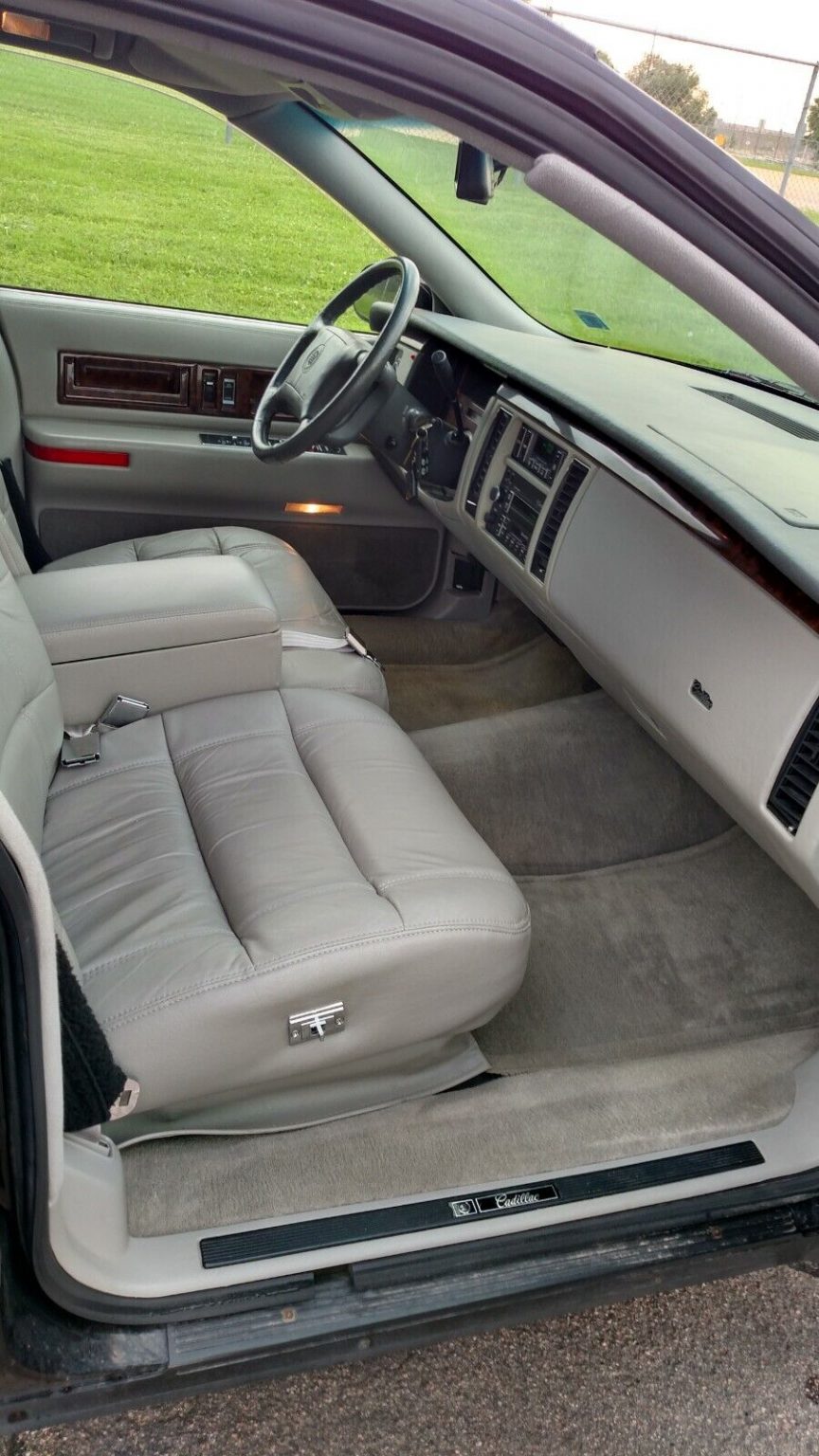 1996 Cadillac Fleetwood limousine [great shape] for sale